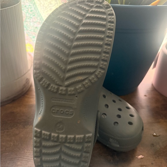 CROCS | Shoes | Mens Crocs Dark Gray | Poshmark